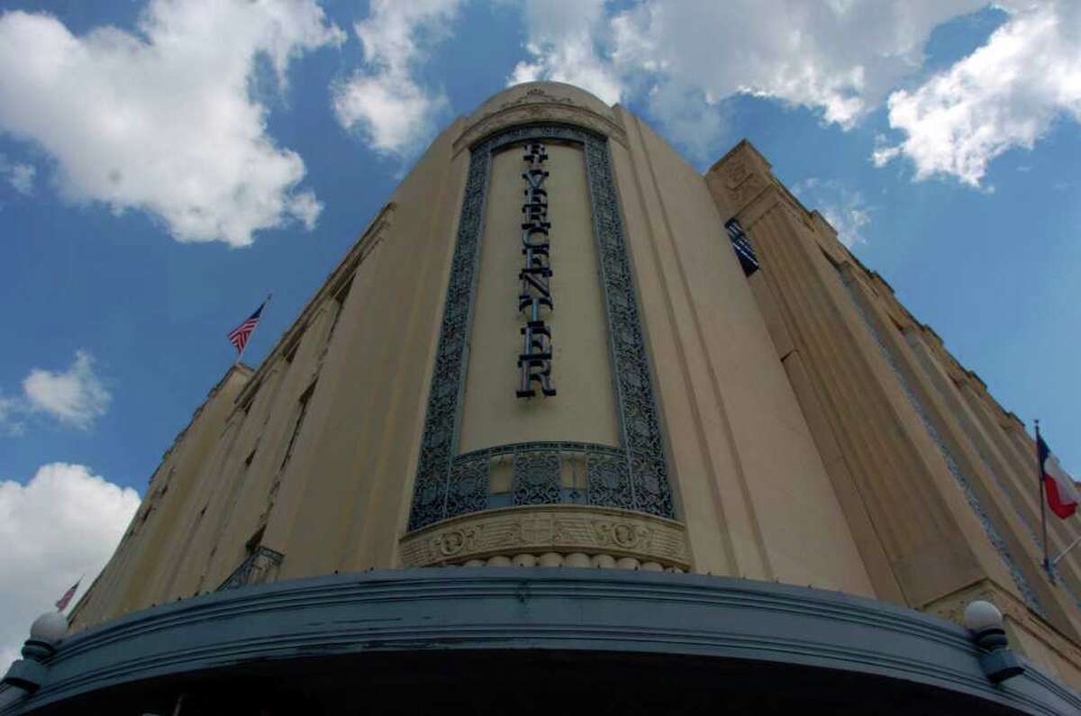 Joske's hotel fails on many levels