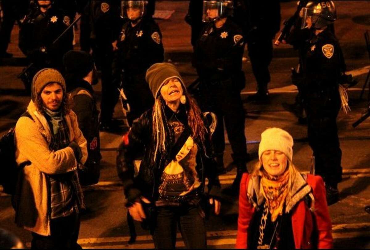 Occupy SF regroups after raid, clashes with cops