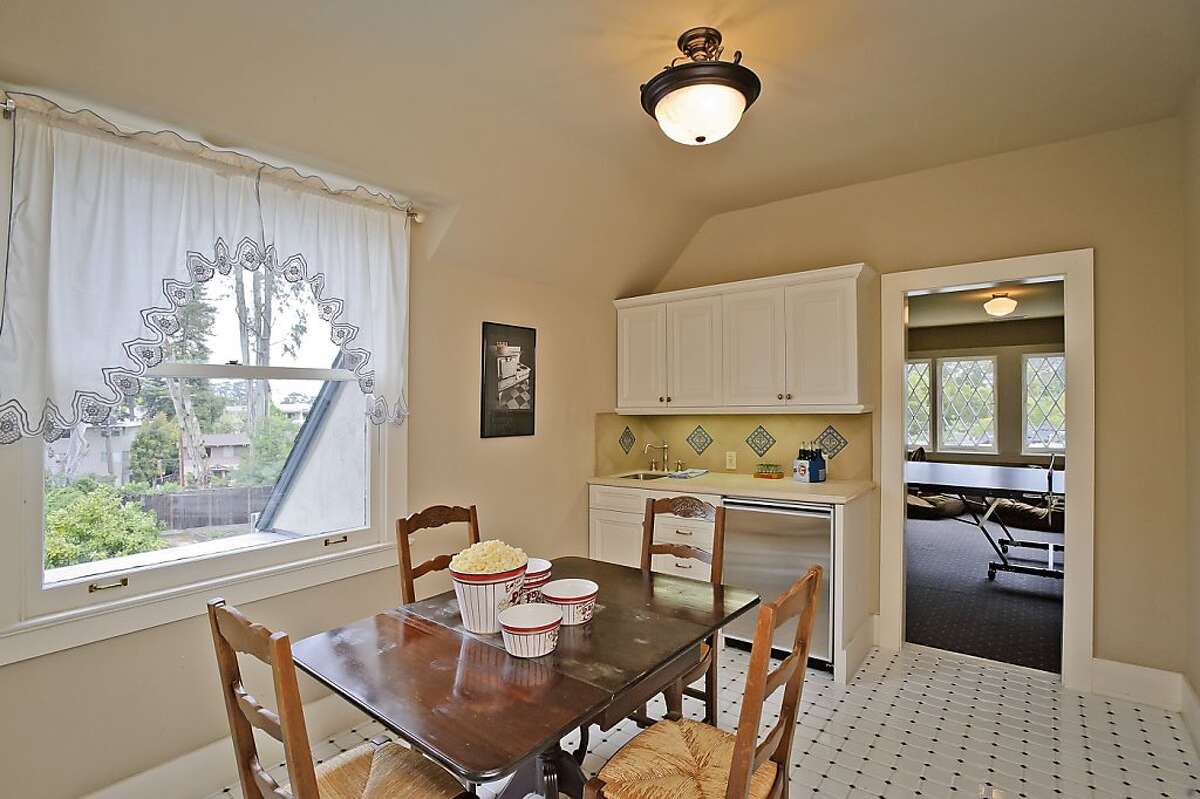 Tudor-style manor with ballroom in Hillsborough