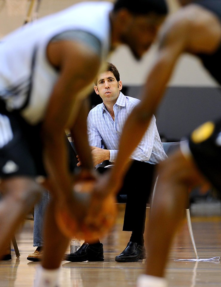 Assistant Warriors GM Bob Myers has new view of NBA
