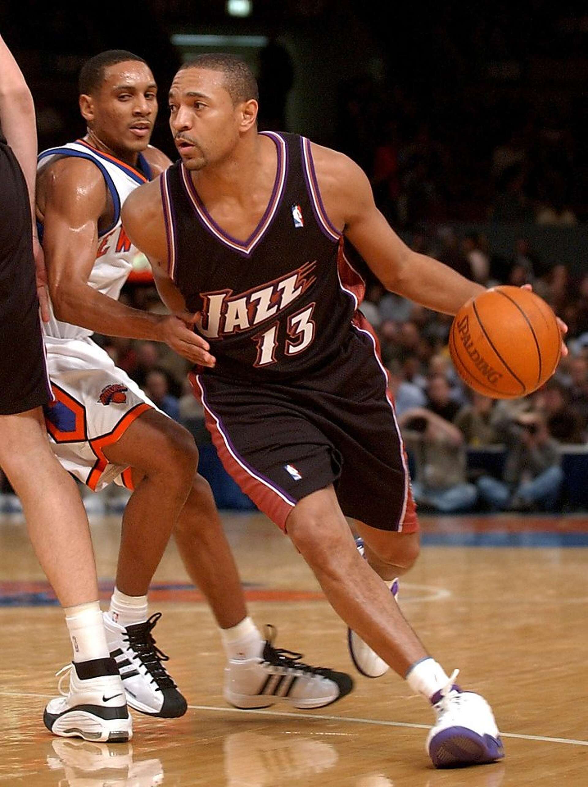 Warriors hire Mark Jackson as coach