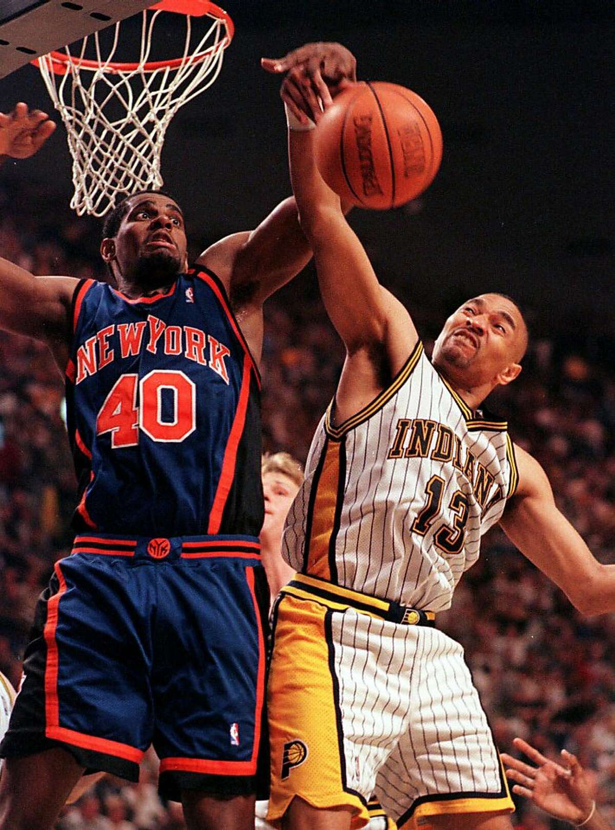 Warriors hire Mark Jackson as coach