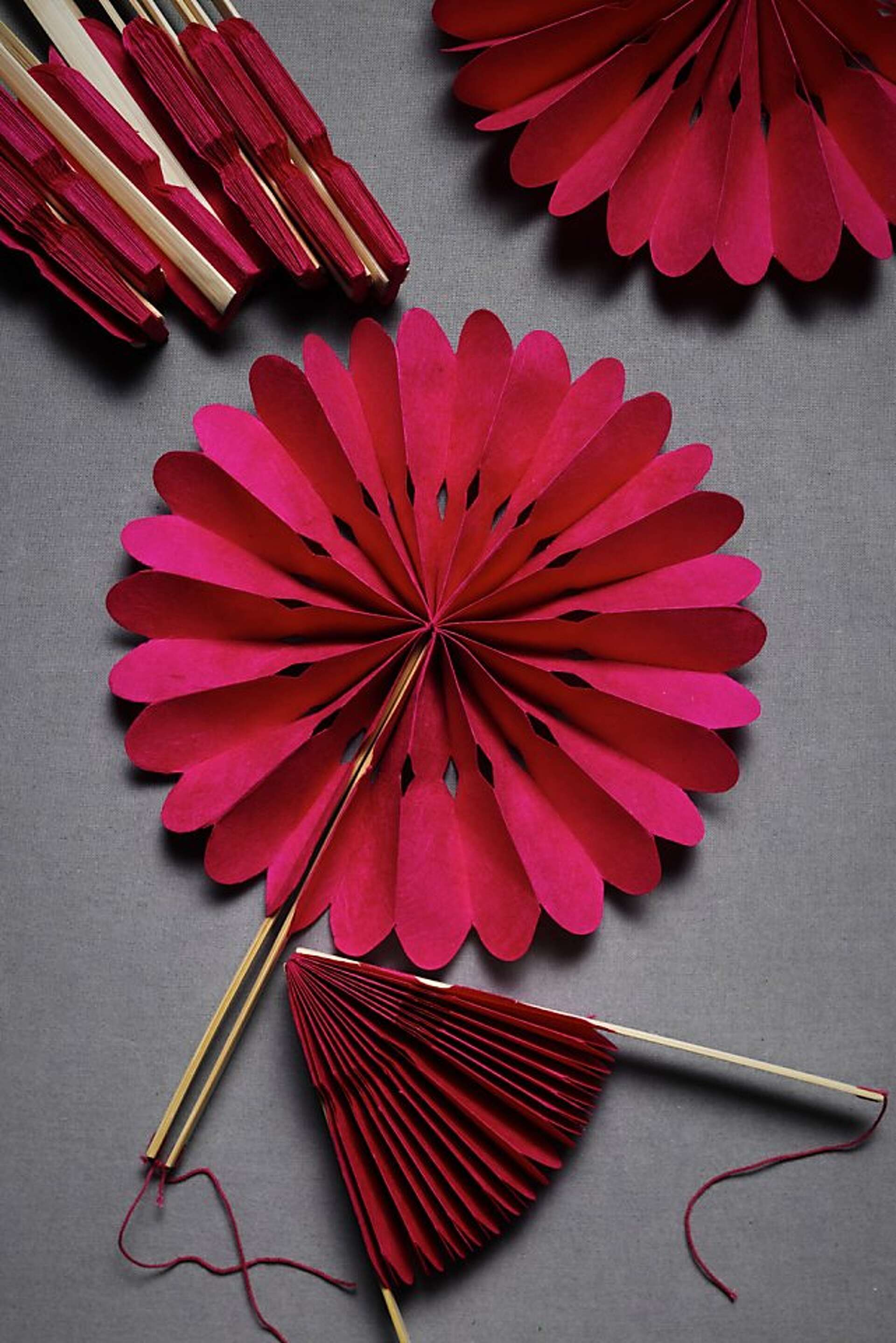 BHLDN: Handmade, artsy weddings made easy