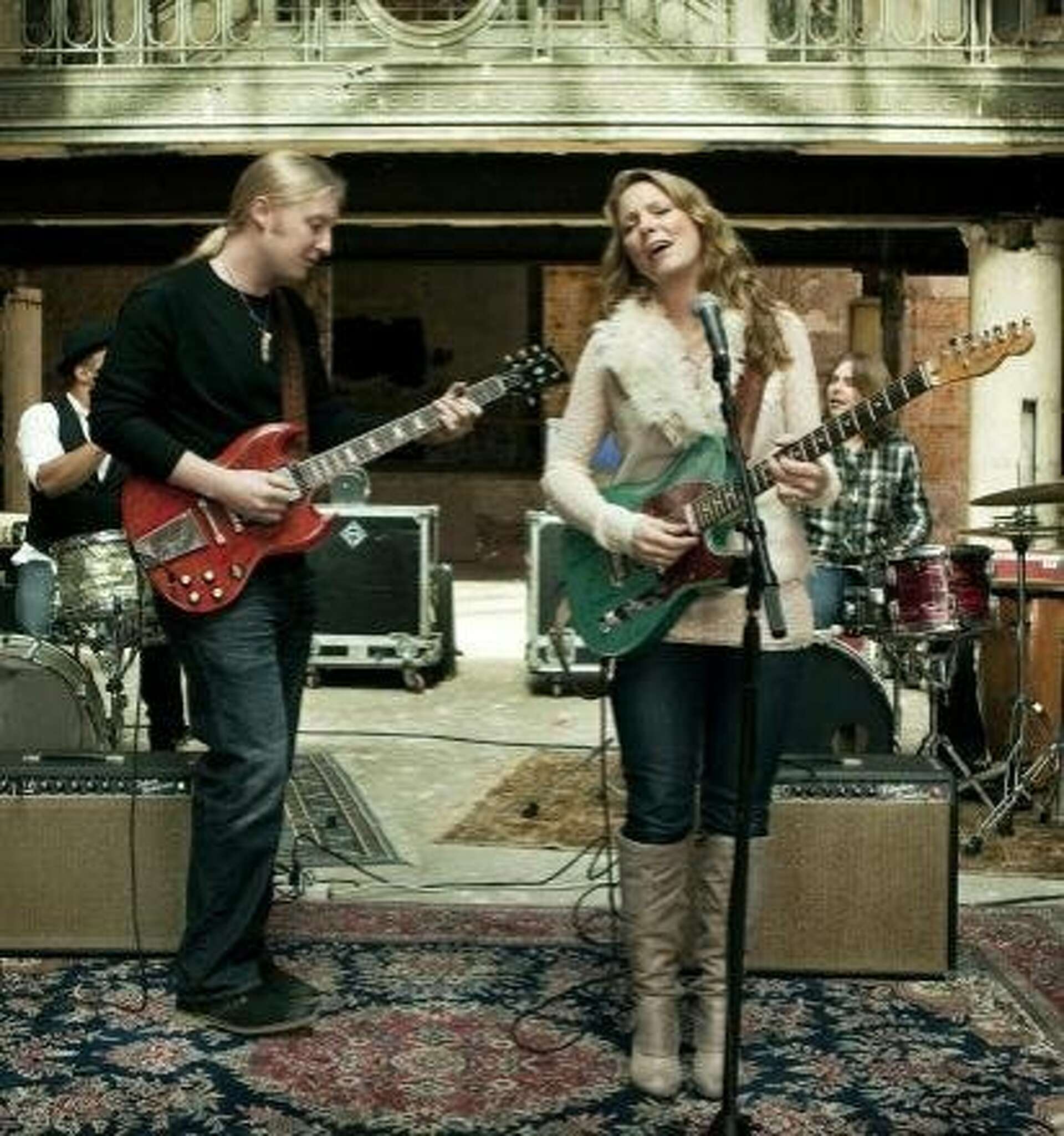 Susan Tedeschi, Derek Trucks keep it in the family