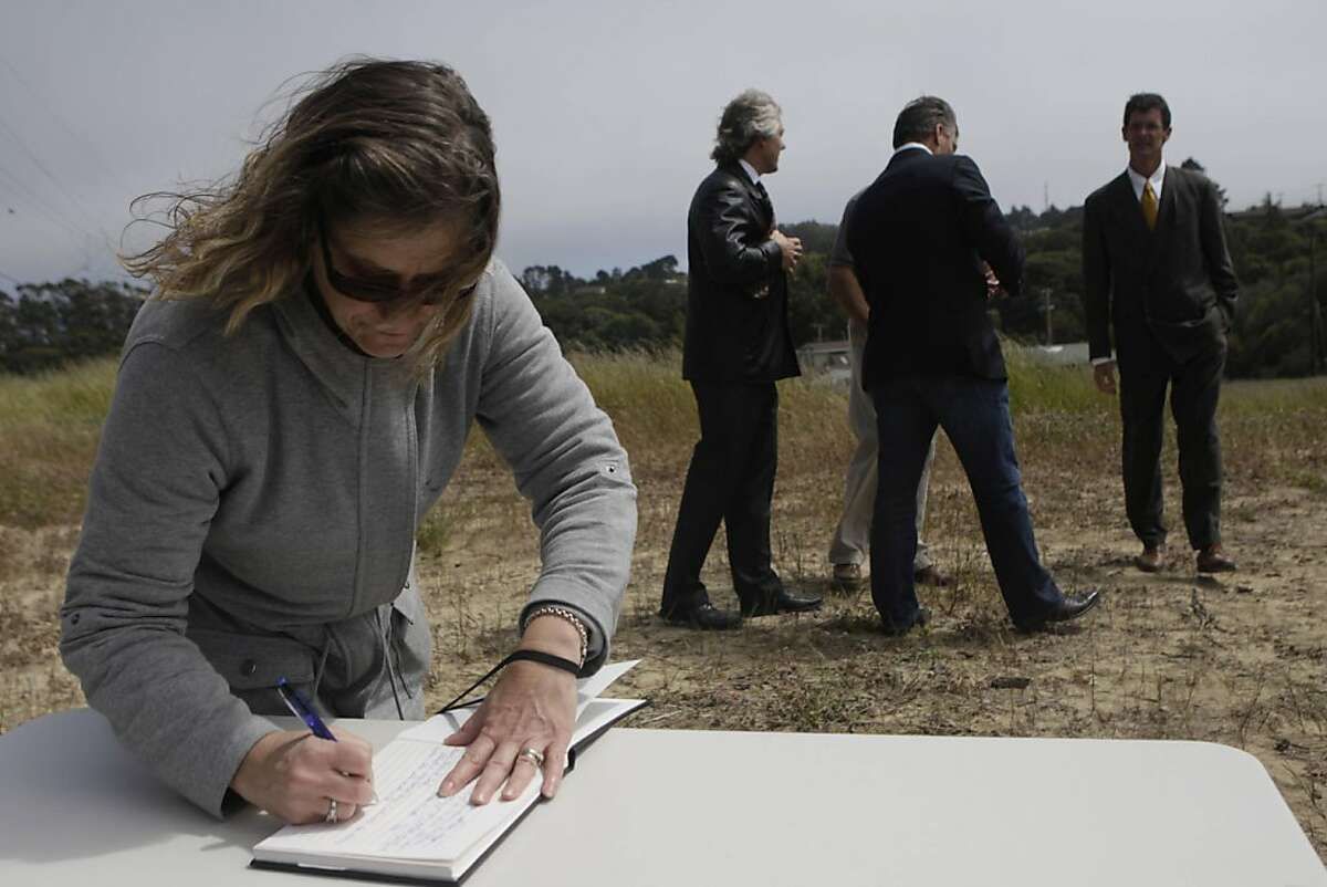 San Bruno blast: Retirees are first to rebuild