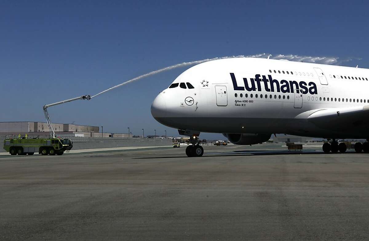 Giant A380 jetliner proves SFO planners were right