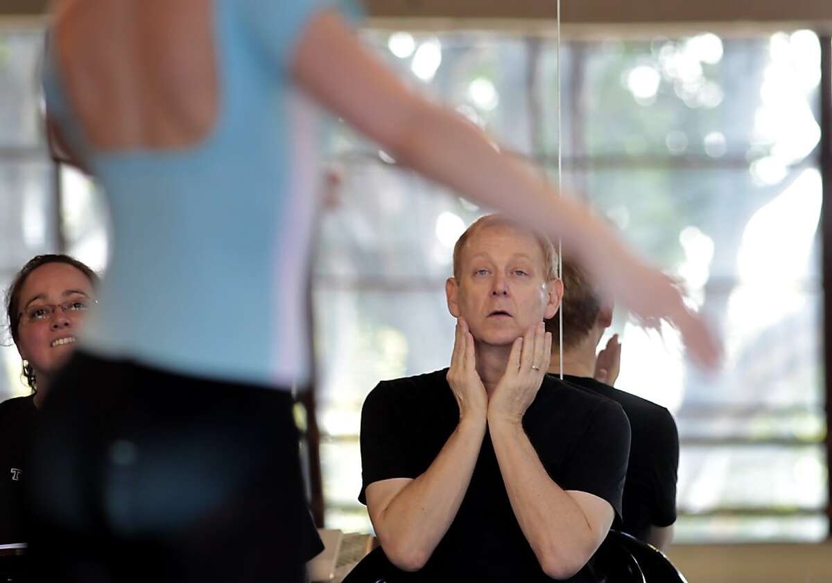 Smuin Ballet keeps Choo-San Goh's 'Momentum' going