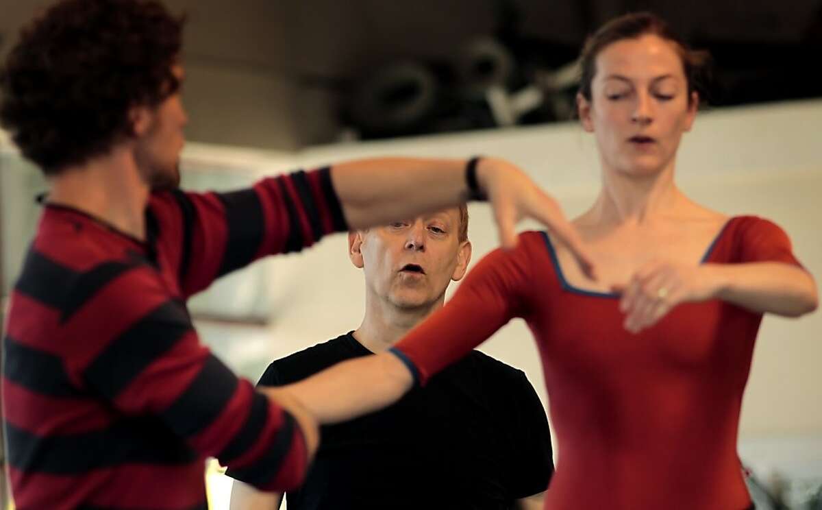 Smuin Ballet keeps Choo-San Goh's 'Momentum' going