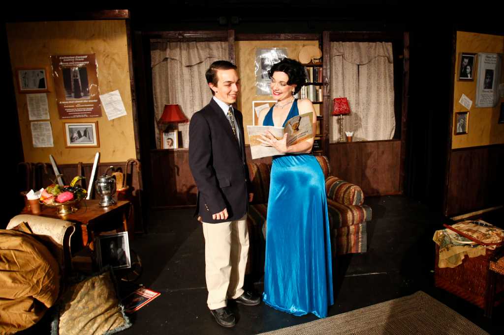 Edge Theatre's 'The Grand Manner' makes for a pleasant interlude