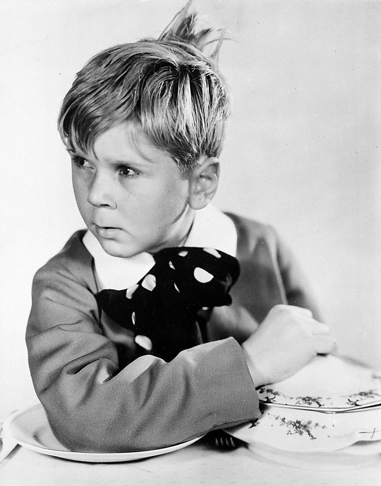 Jackie Cooper, child actor turned director, dies