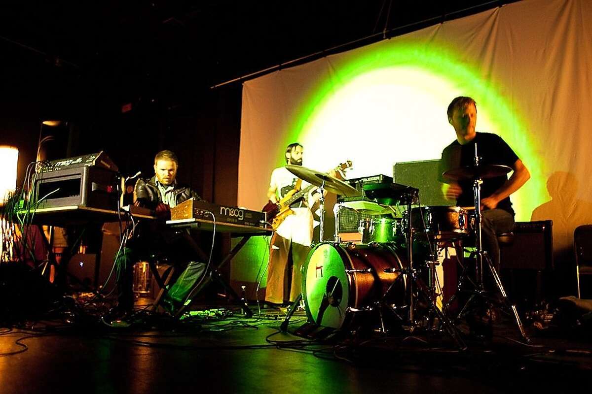 Jonas Reinhardt: Ethereal synthscape explorers