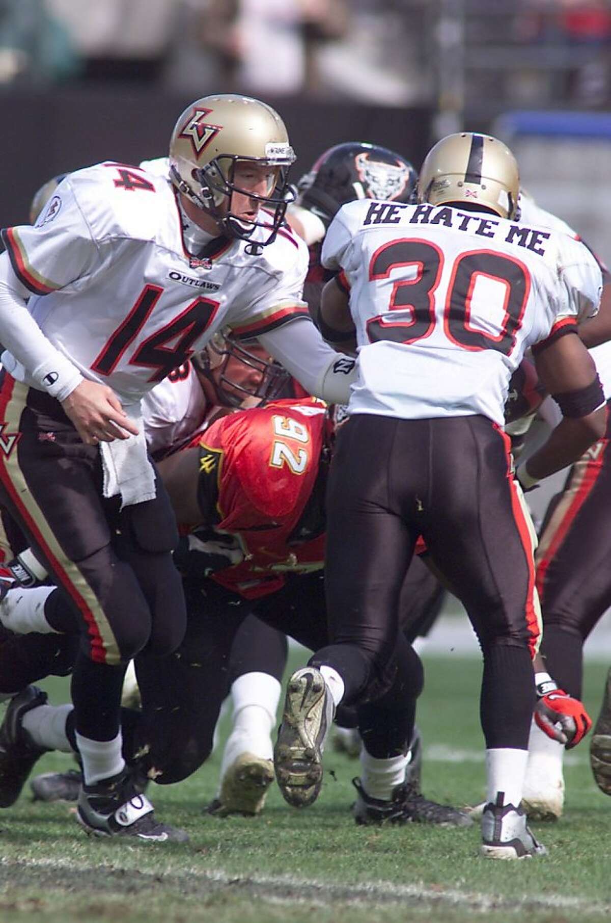 Remembering the XFL, a 1-and-done league in 2001
