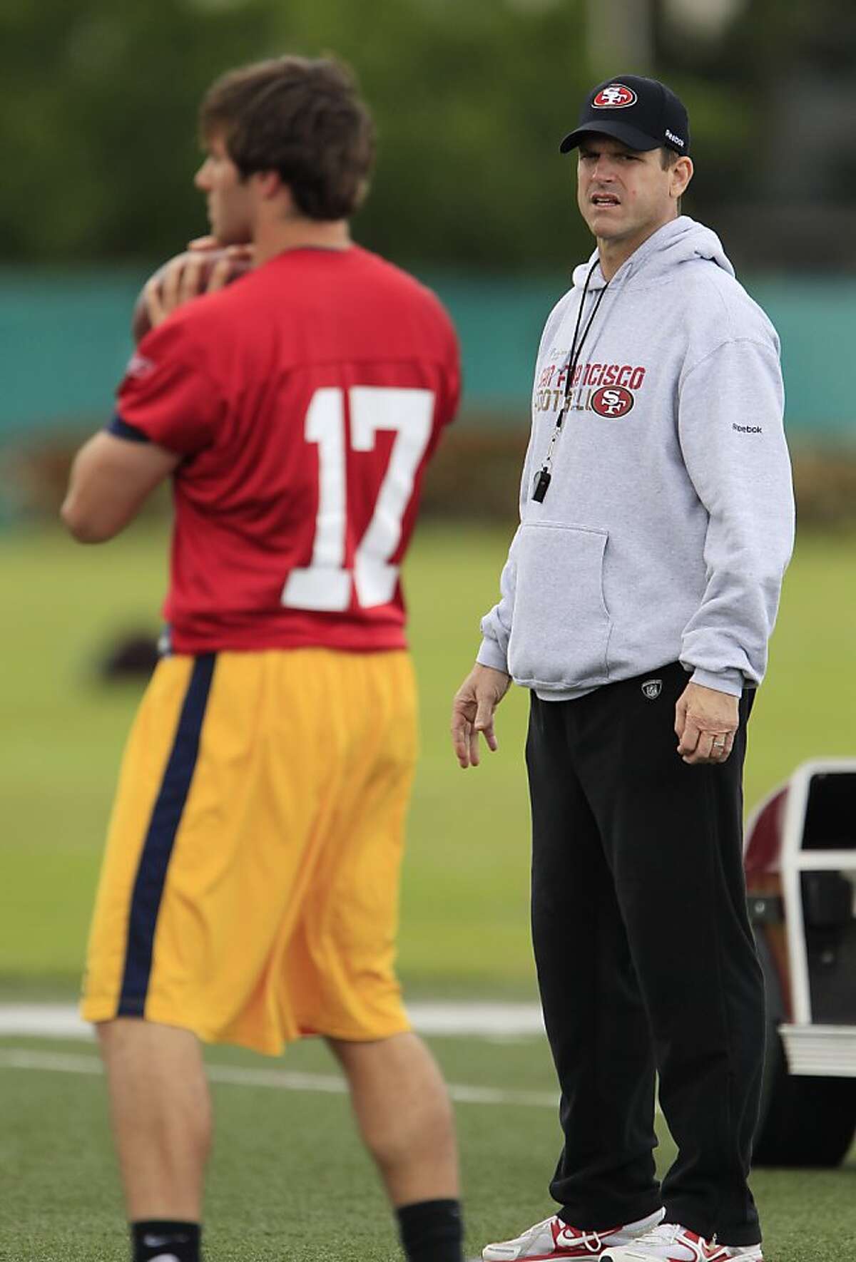 49ers coach Jim Harbaugh sees draft prospects