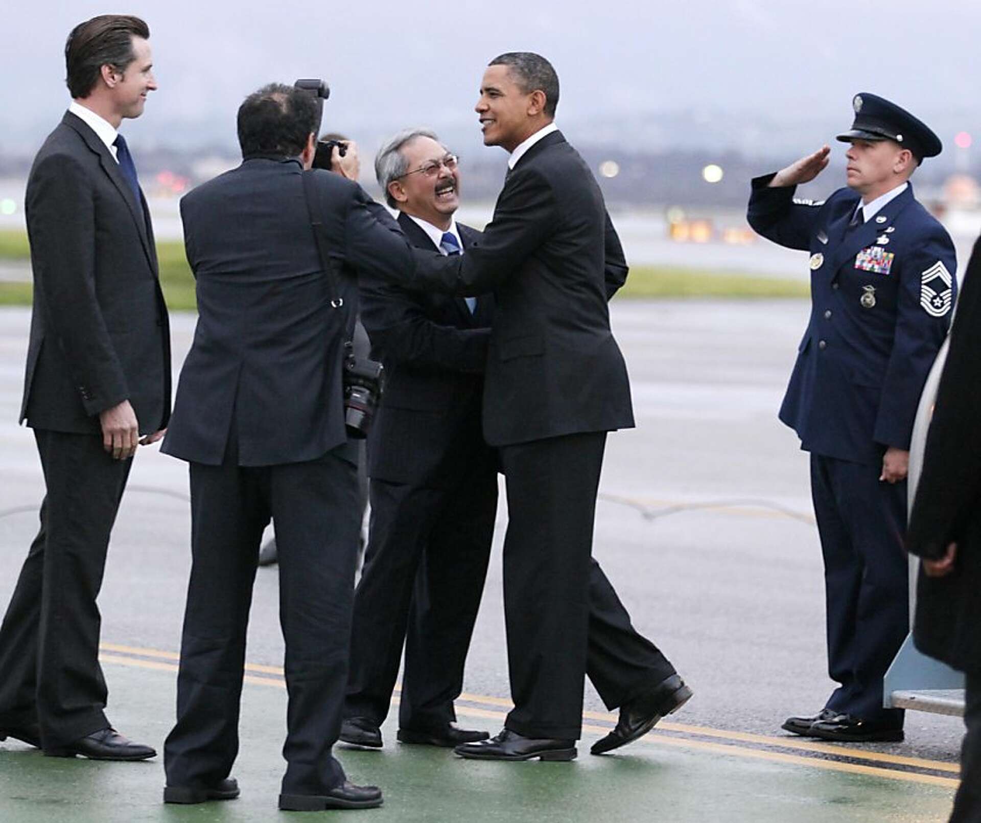 Obama to visit Bay Area to talk issues, fundraise