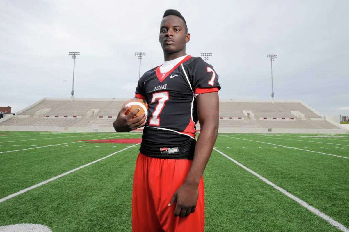 Memorial QB: 'If they'd offer, I'd take it'