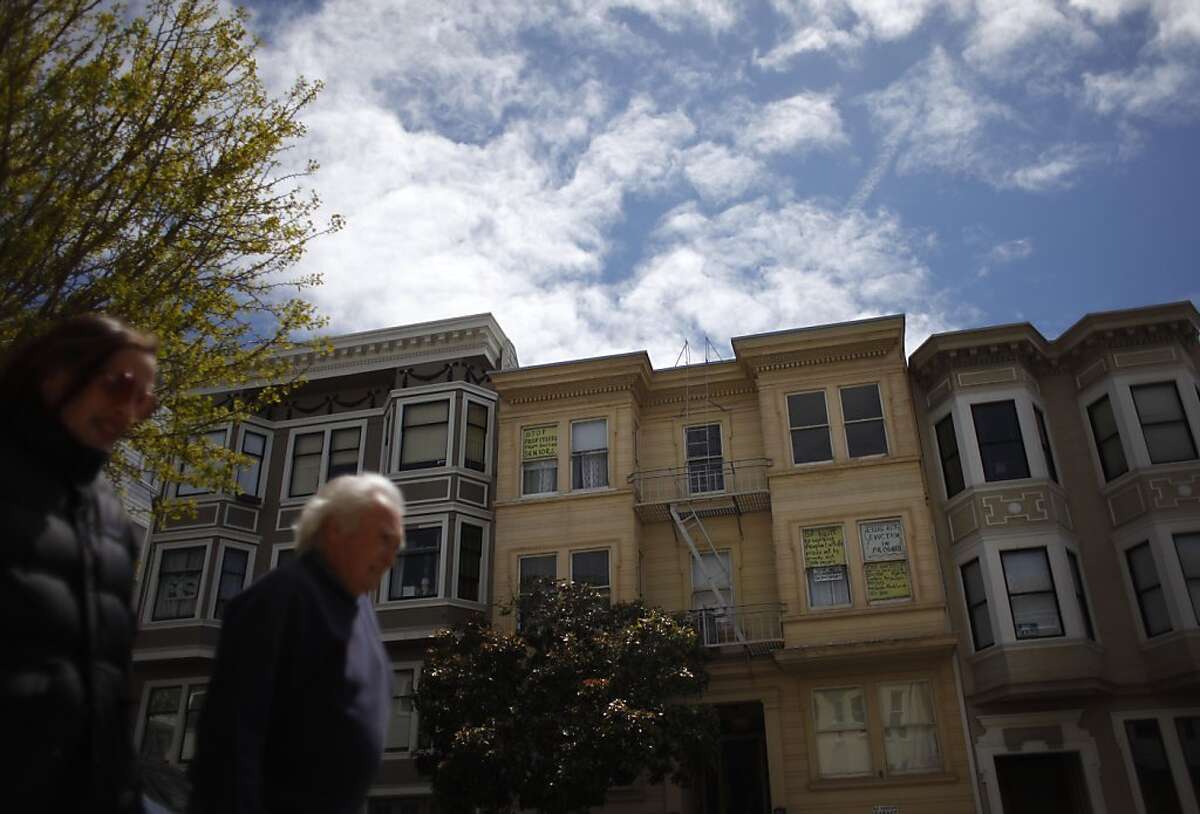 Developer Peter Iskander's tactics against tenants