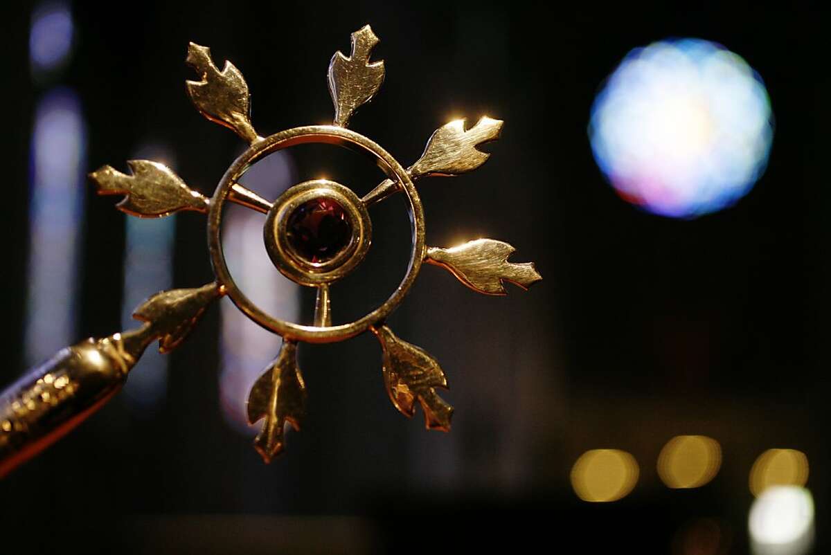 Grace Cathedral's verger keeps services on track