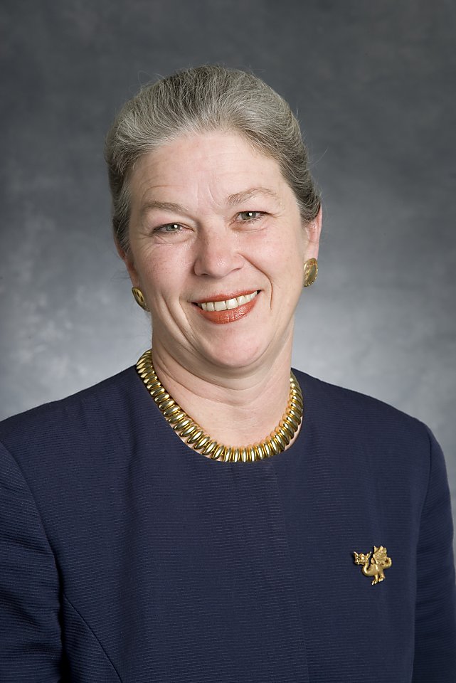 Daly City: BART station needs a sign