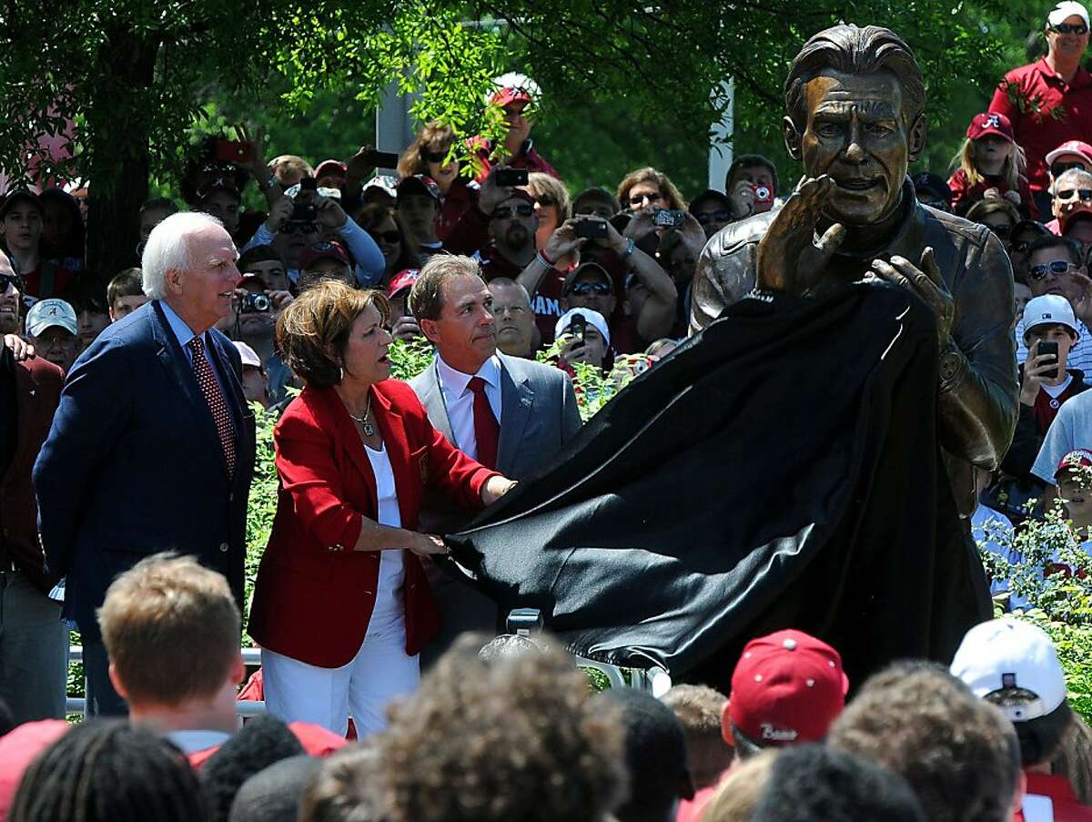 Sports names, faces: Nick Saban, Kara Goucher