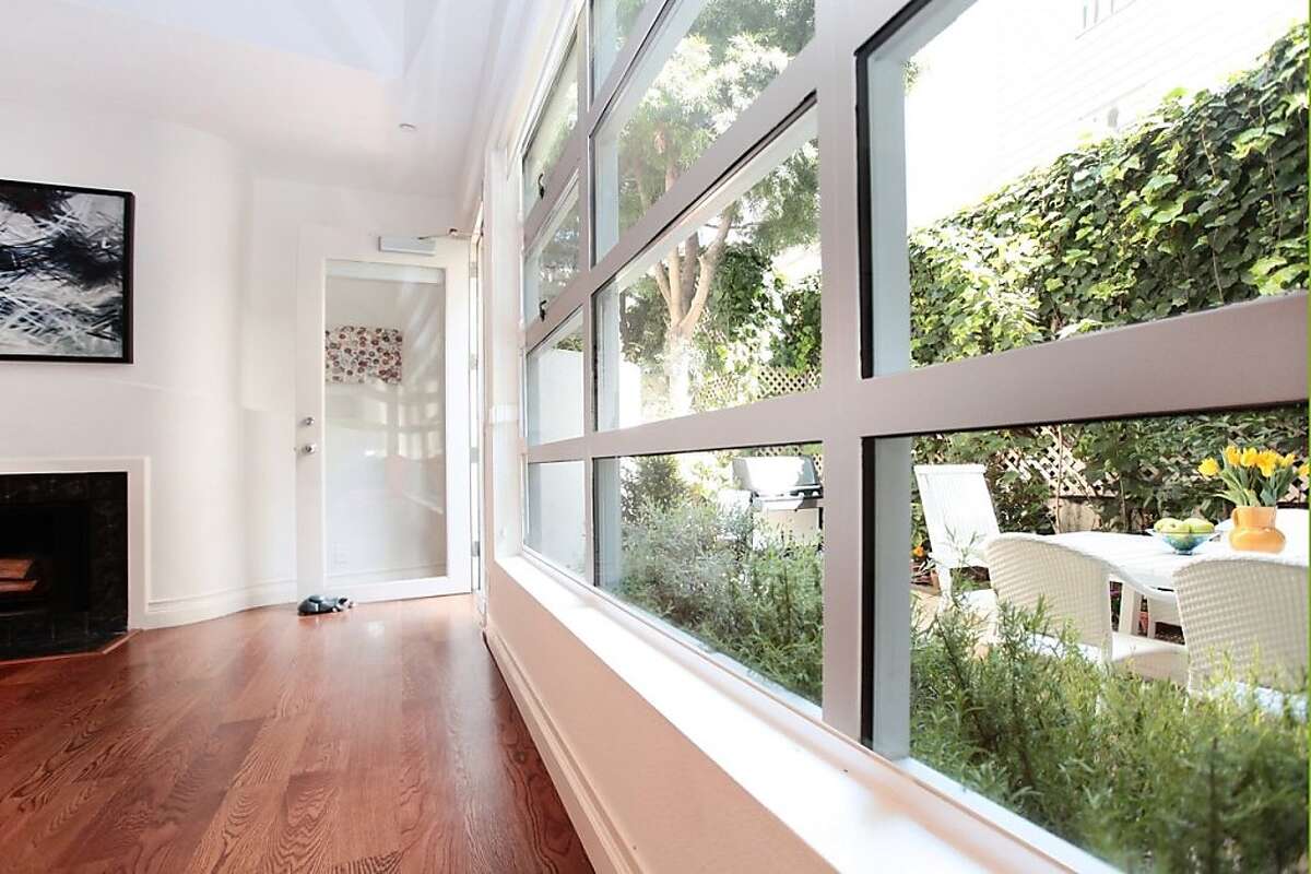 Nob Hill condo offers garden patio, views