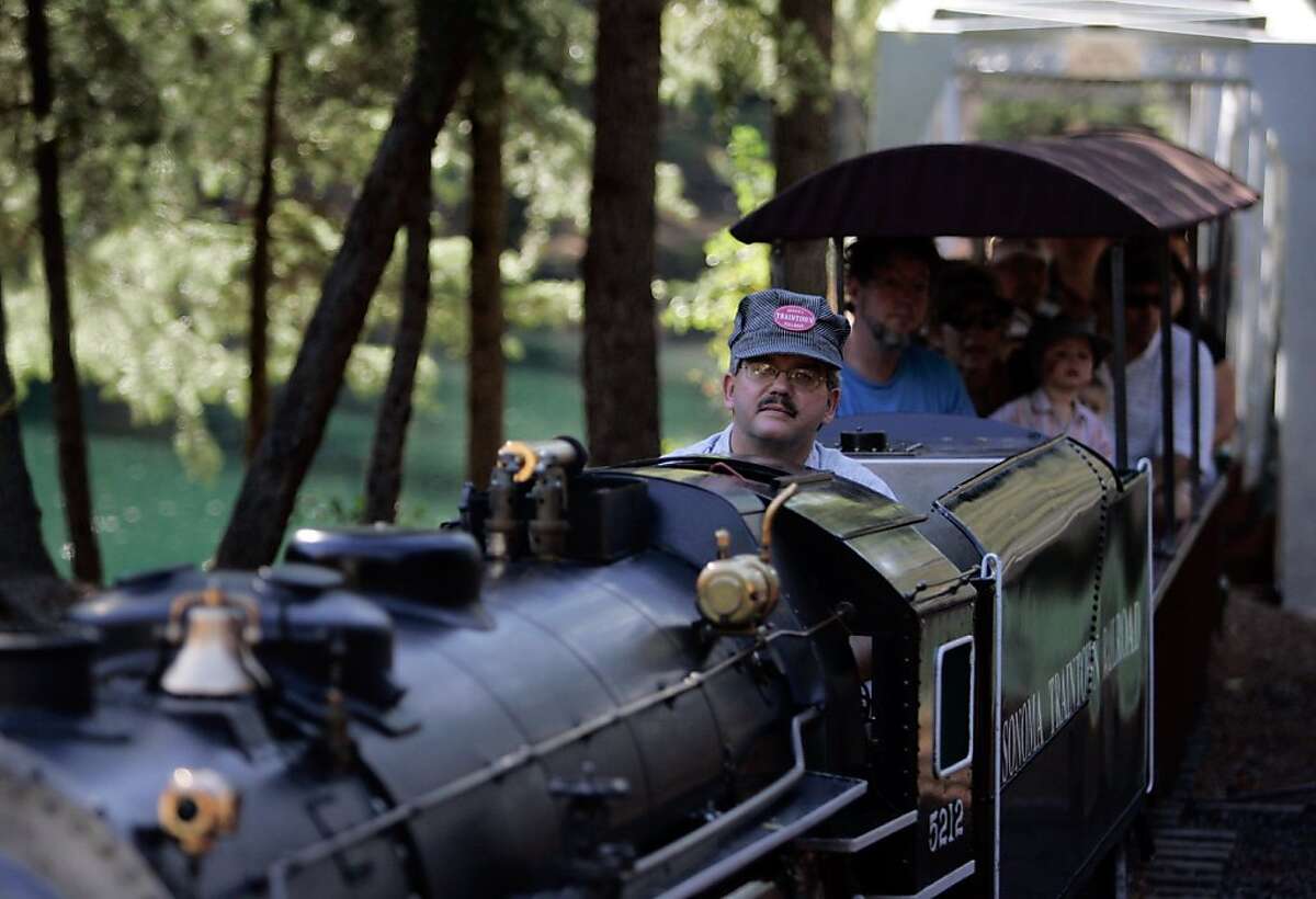 Kid-friendly train rides of the Bay Area