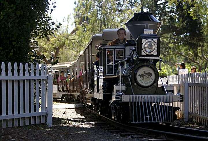 Kid-friendly train rides of the Bay Area