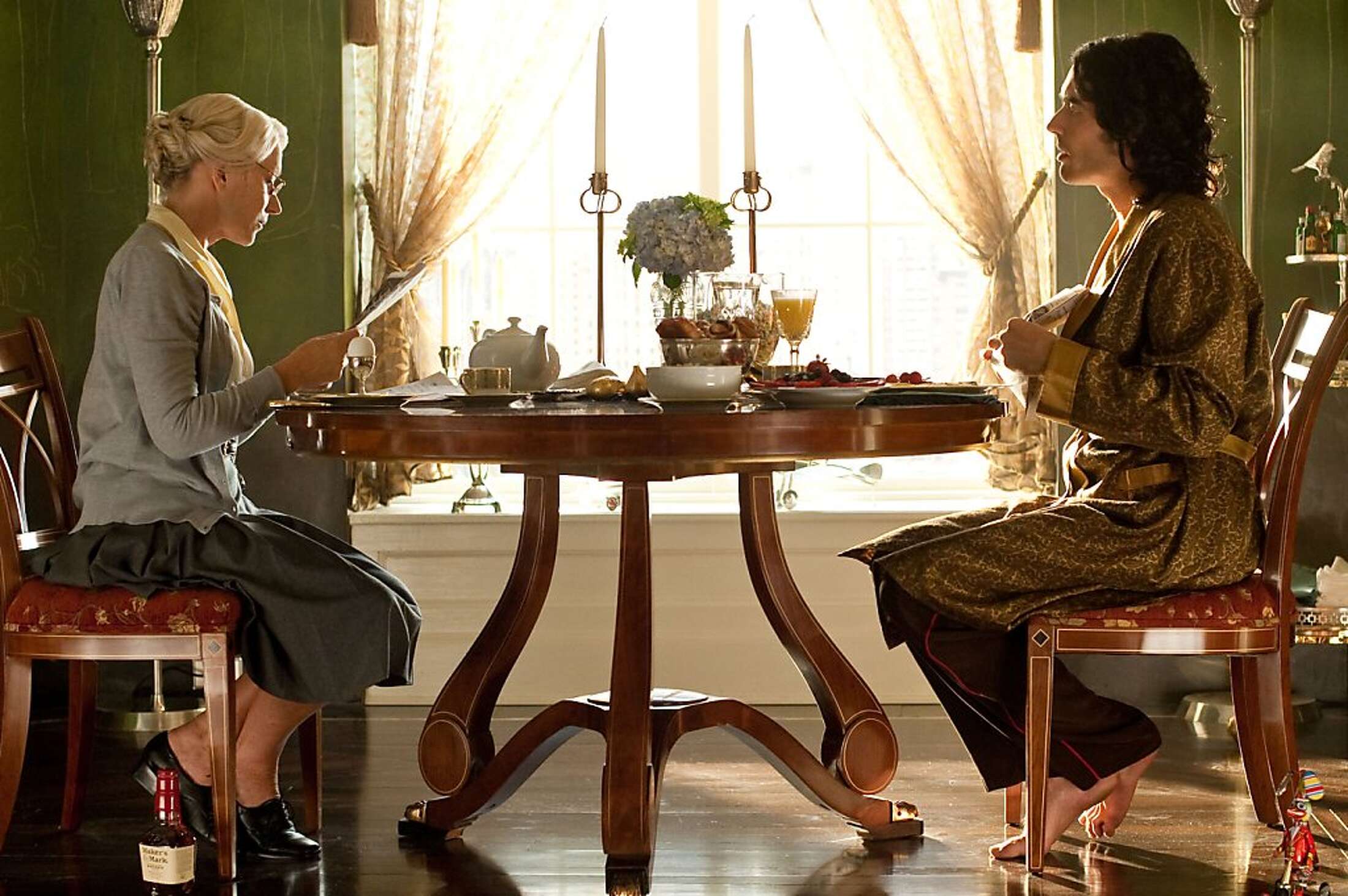 'Arthur' review: Happy drunk an alcoholic in 2011