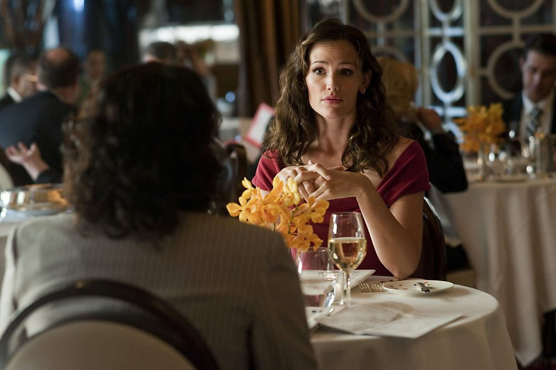 'Arthur' review: Happy drunk an alcoholic in 2011