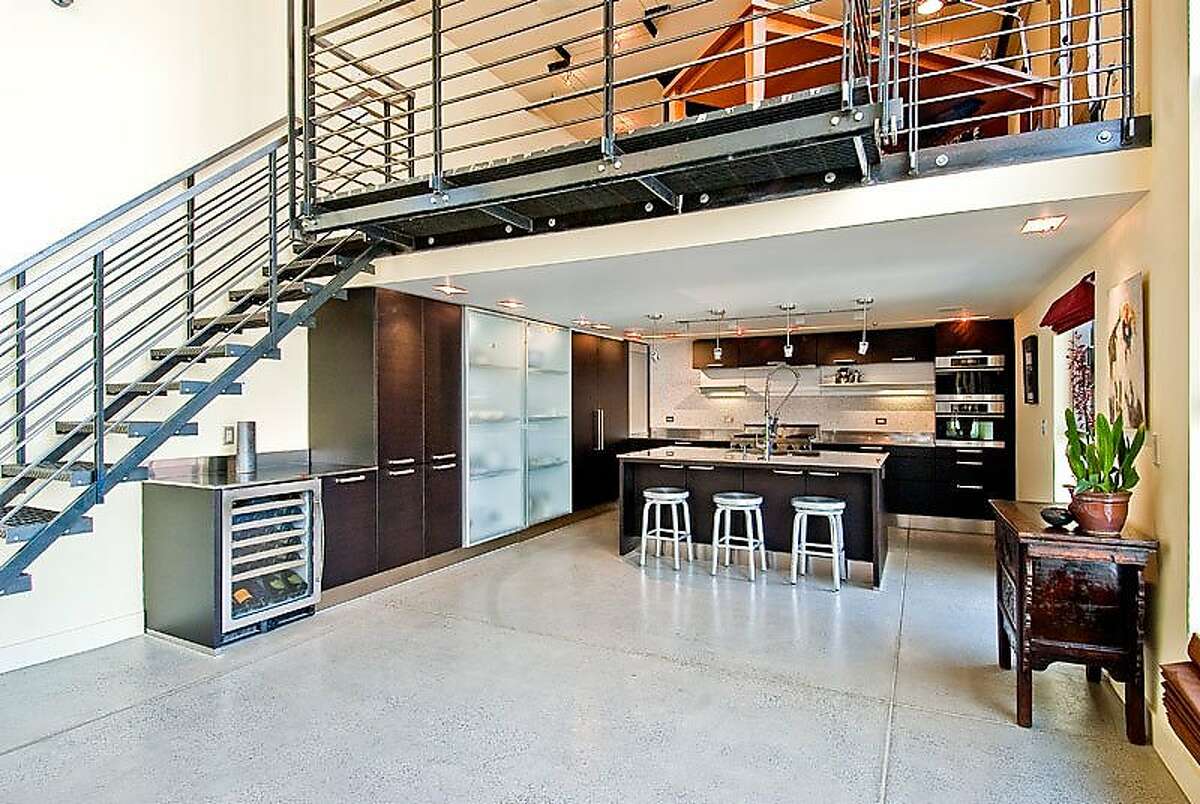 Loft like a home