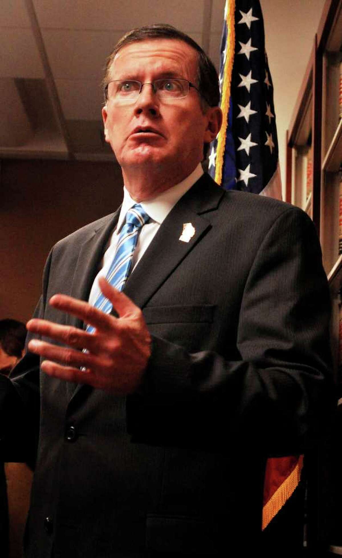 DA backs up Fine accuser