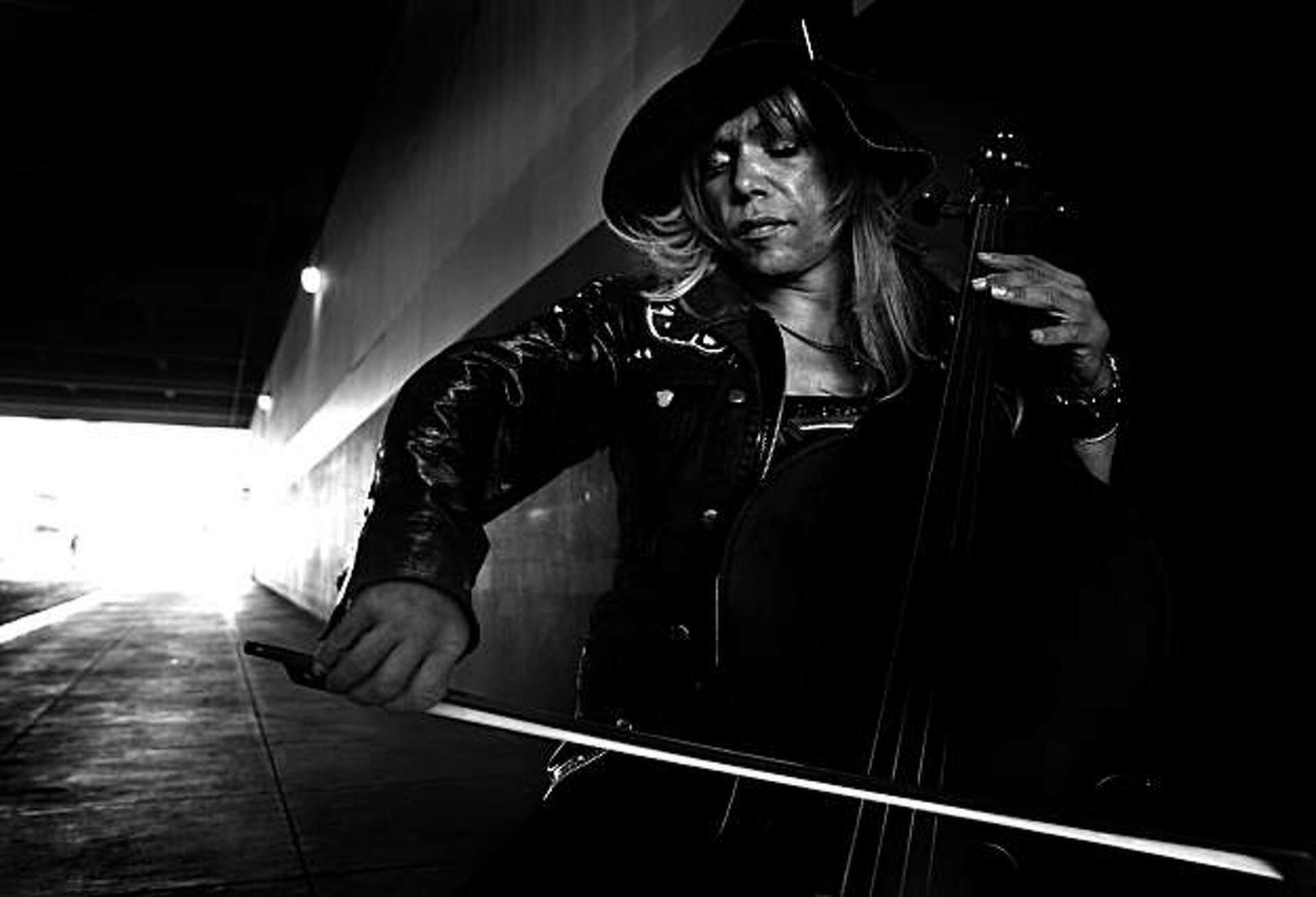 Chronicle Photography: Michael Macor