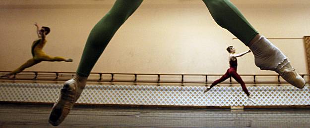 Oakland Ballet puts best foot forward