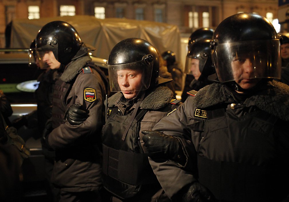 Dozens arrested at anti-Putin rallies in Russia Dozens arrested at anti-Putin rallies in Russia