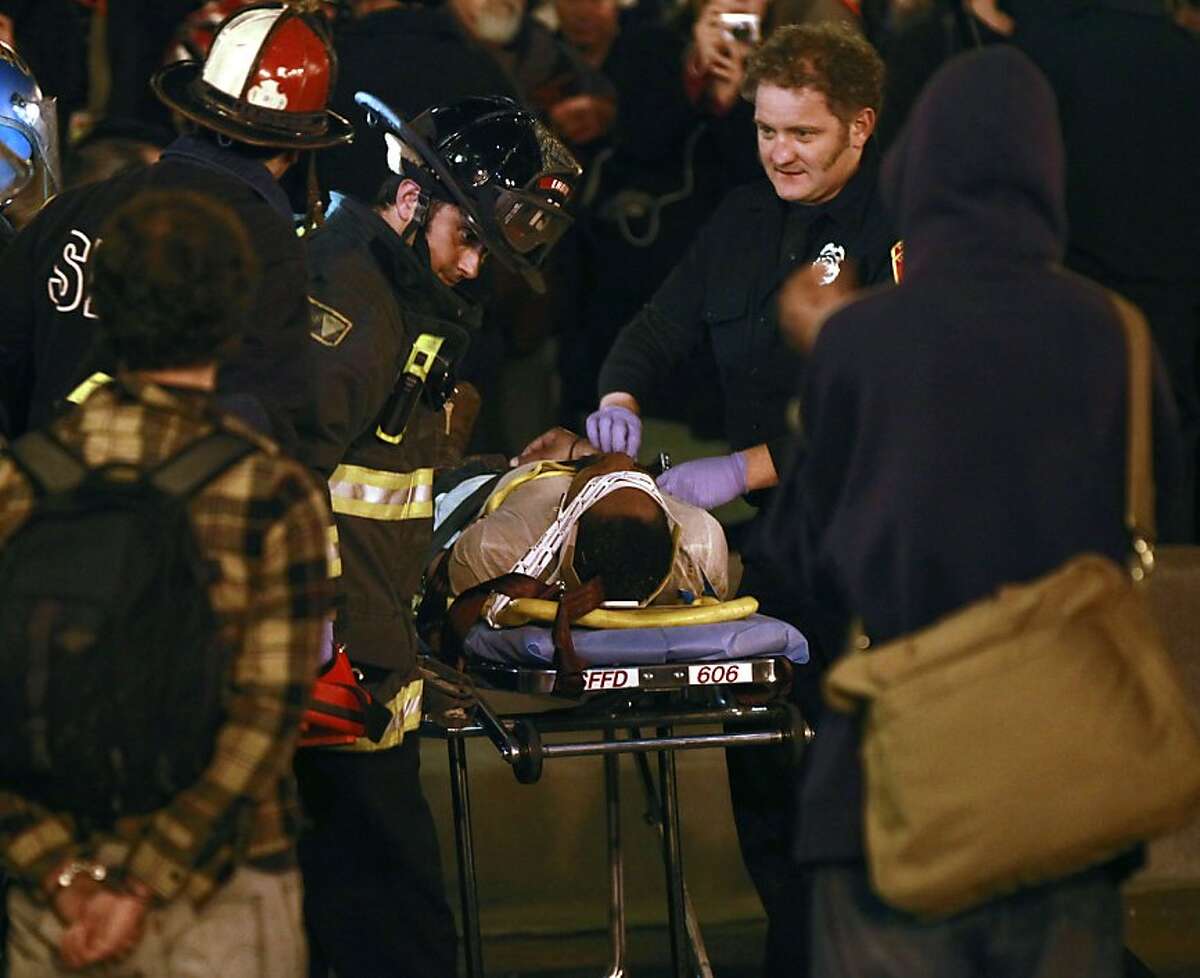 Occupy SF regroups after raid, clashes with cops