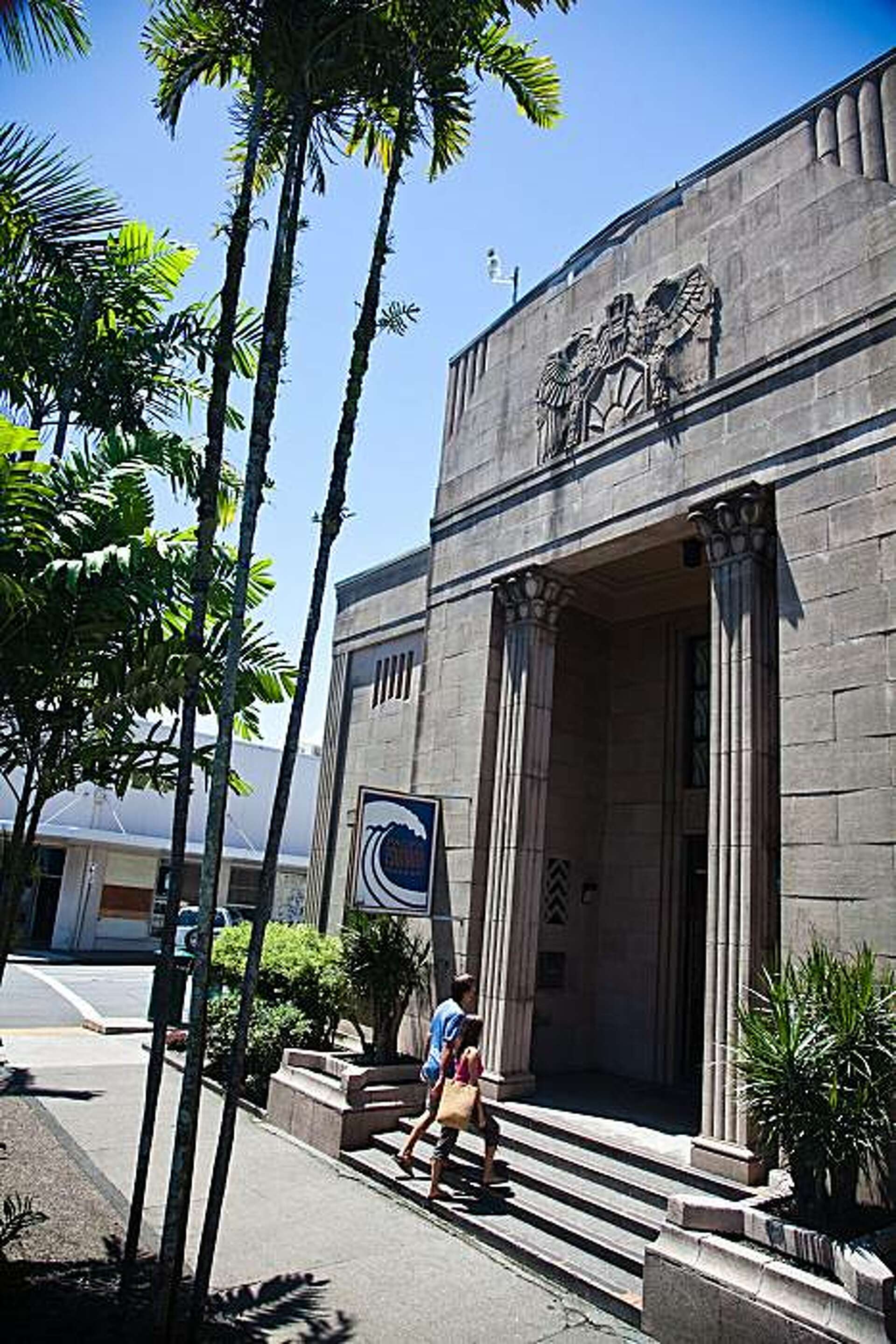 Seven reasons to fly into Hilo, Hawaii