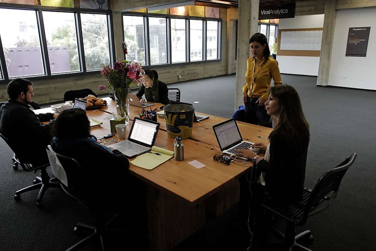 S.F. tech jobs climb near level of dot-com peak