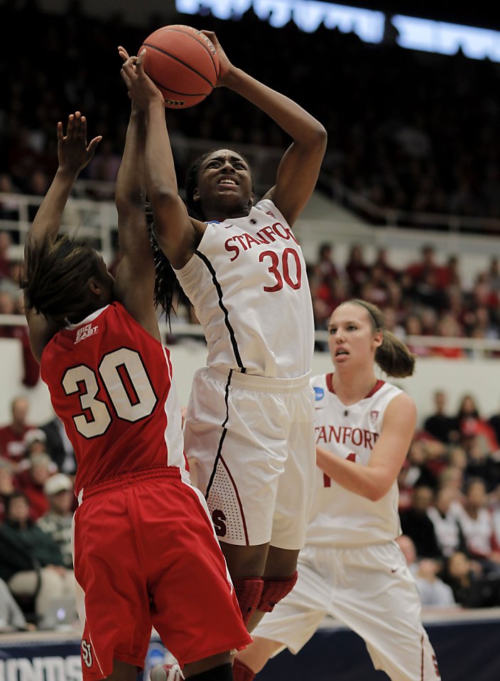 Stanford women beat St. John's to advance to Sweet 16