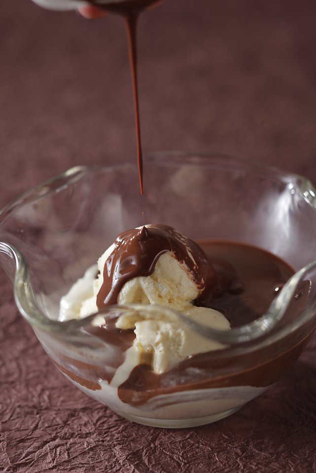 Seasonal showstoppers impress with cream and booze