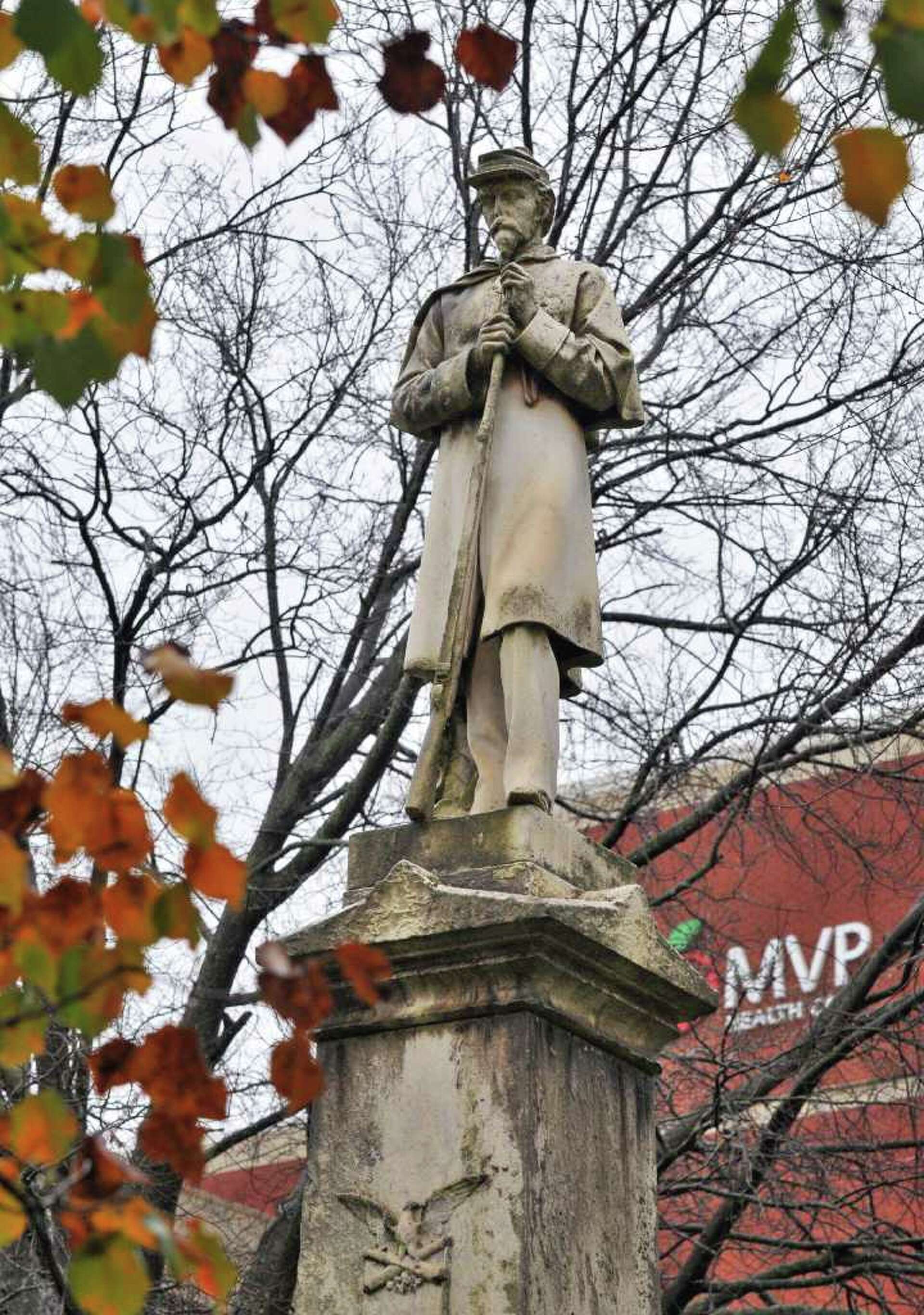 Civil War monuments still evocative