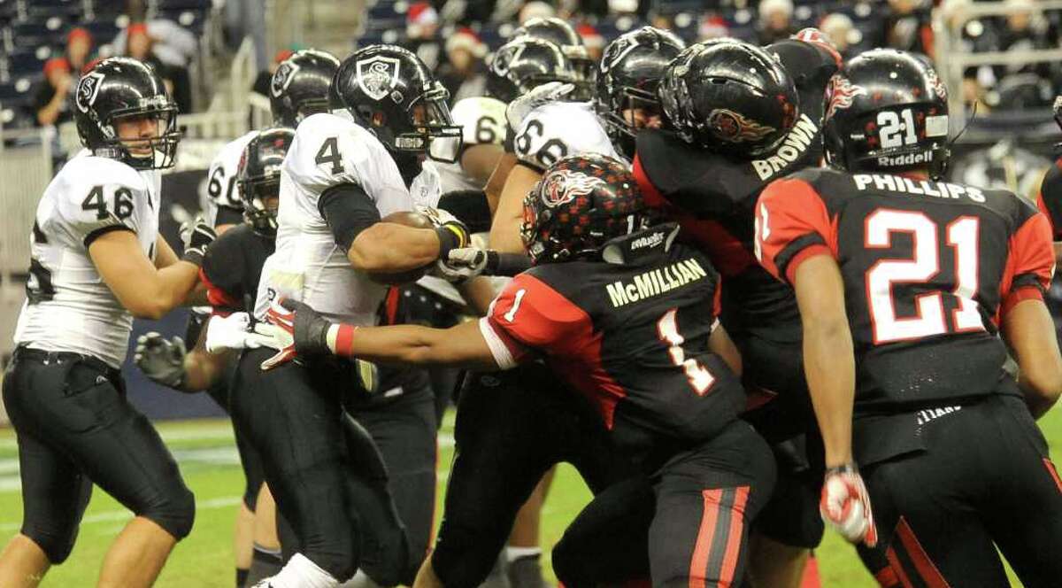 Steele knocks PA Memorial out in semifinals