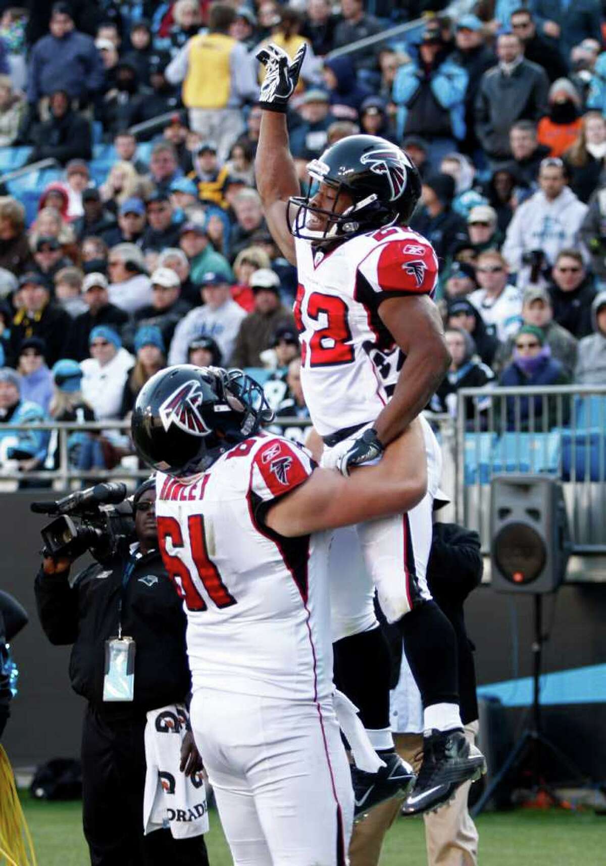 Falcons 31, Panthers 23