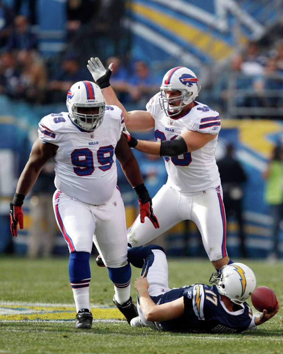 Chargers 37, Bills 10