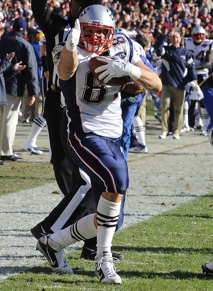 Career day, TD mark for Gronkowski