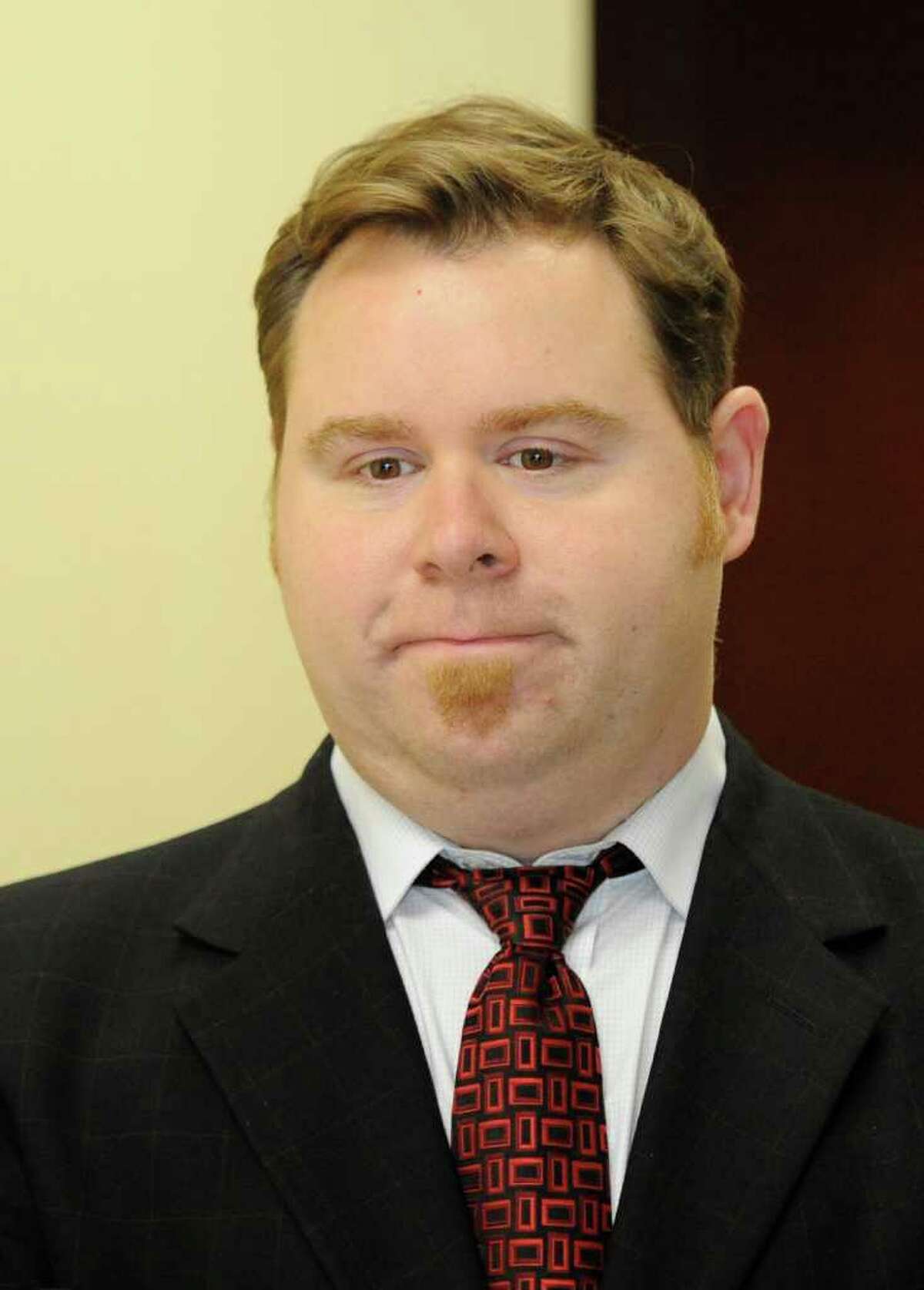 Deacon to begin serving jail term