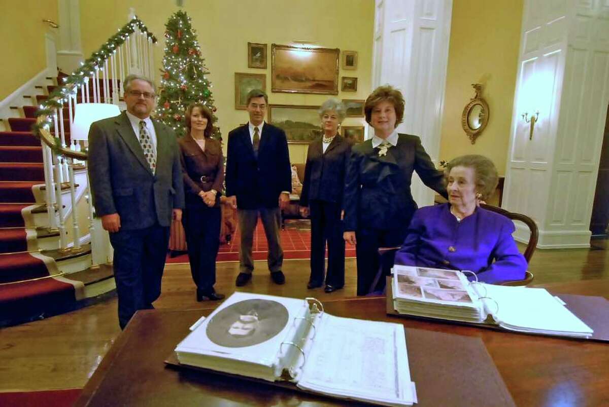 Lancaster co-owner turns sleuth to learn hotel's history