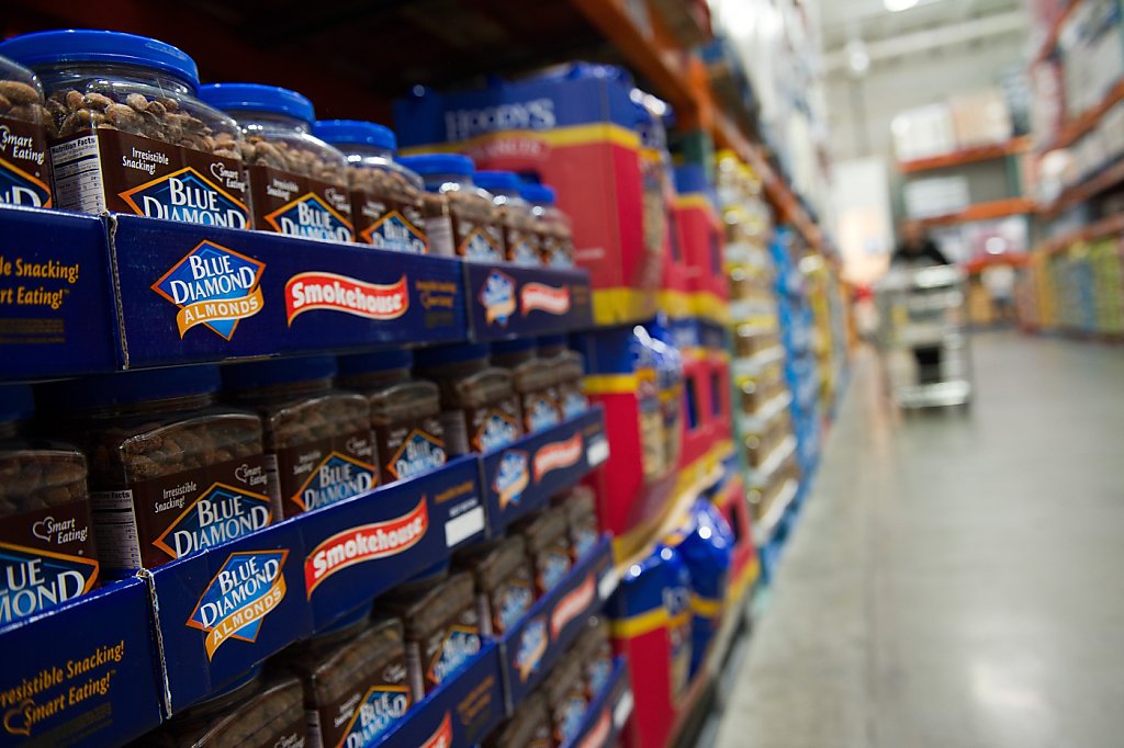 Diamond Foods shares see steepest drop amid probe