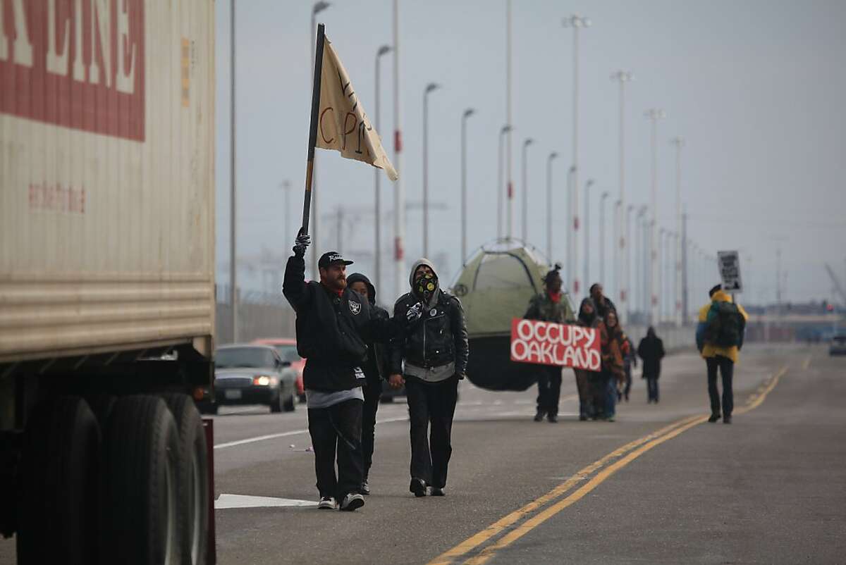 Oakland port workers stay home as protesters rally