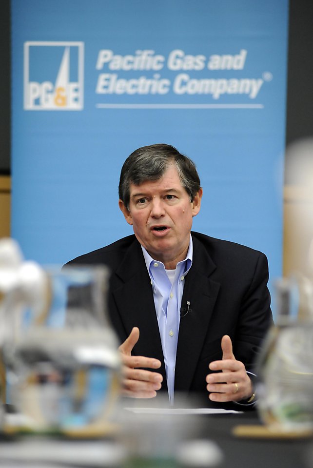 PG&E's Anthony Earley defends rate increase
