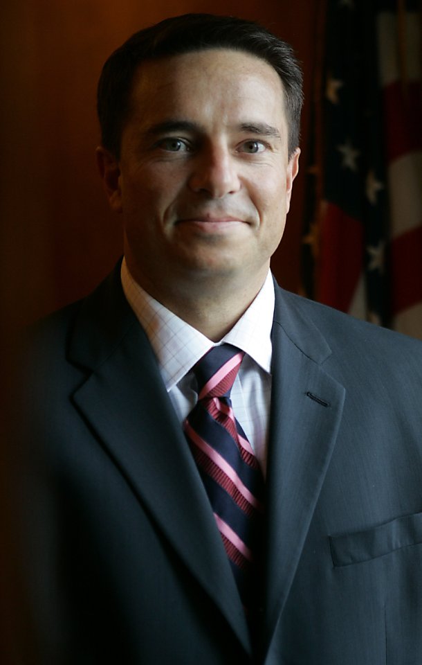 S.F.: Julius Kahn playground gets its swings