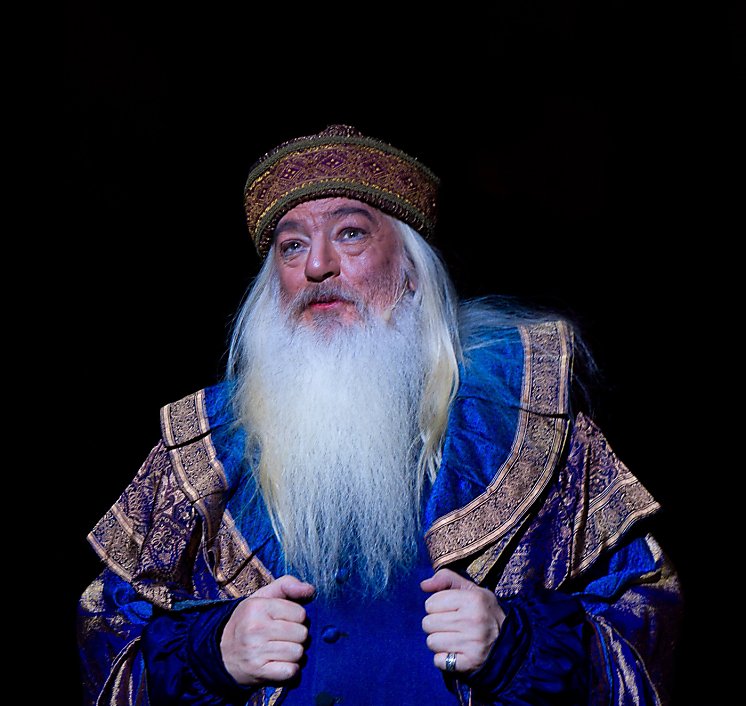 'Christmas Revels' magician revels in Merlin role